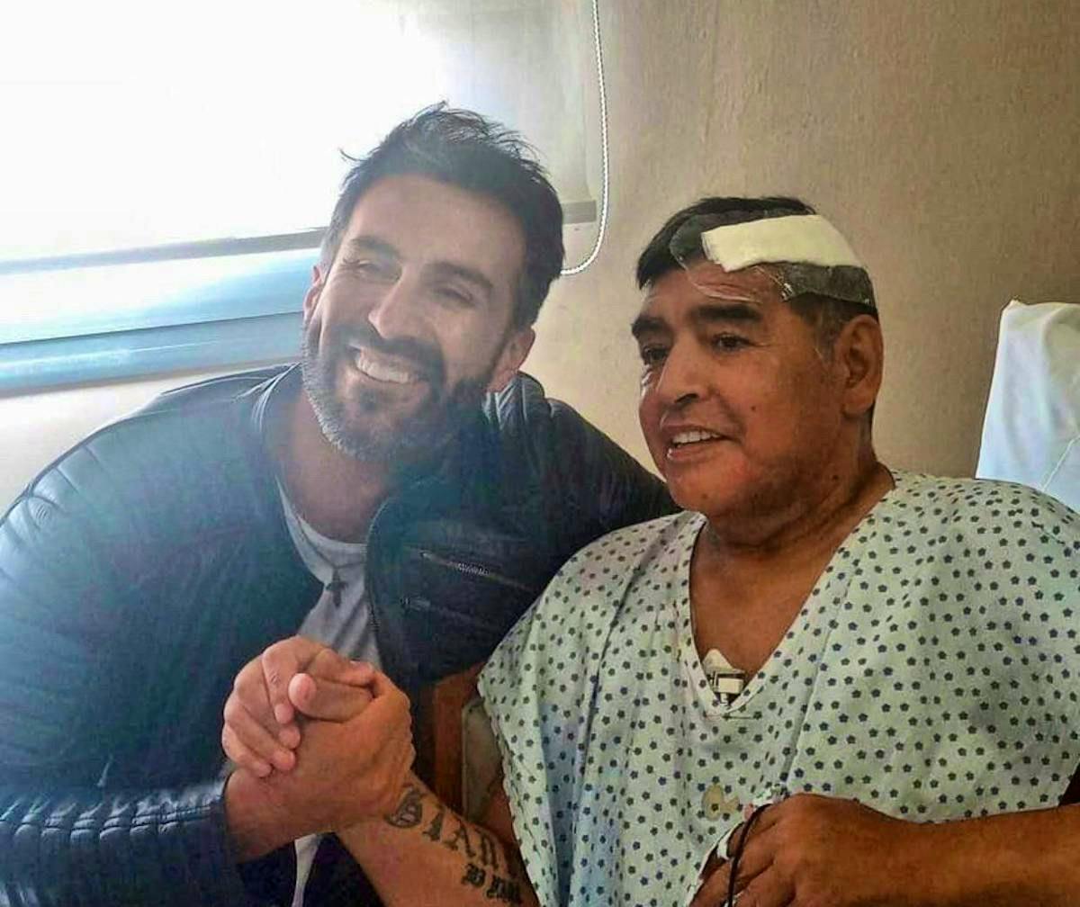 Maradona's condition required convalescence in a care center - Carroll ...